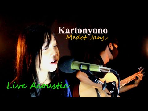 KARTONYONO MEDOT JANJI - COVER By ZALFA with Mr. X (Live Acoustic)