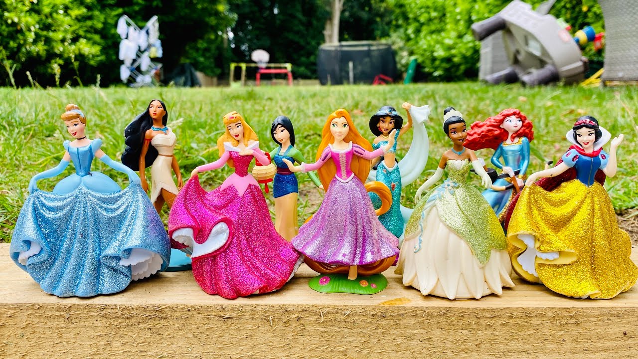 Your Favourite Disney Princess Figures up close - Rapunzel, Merida ...