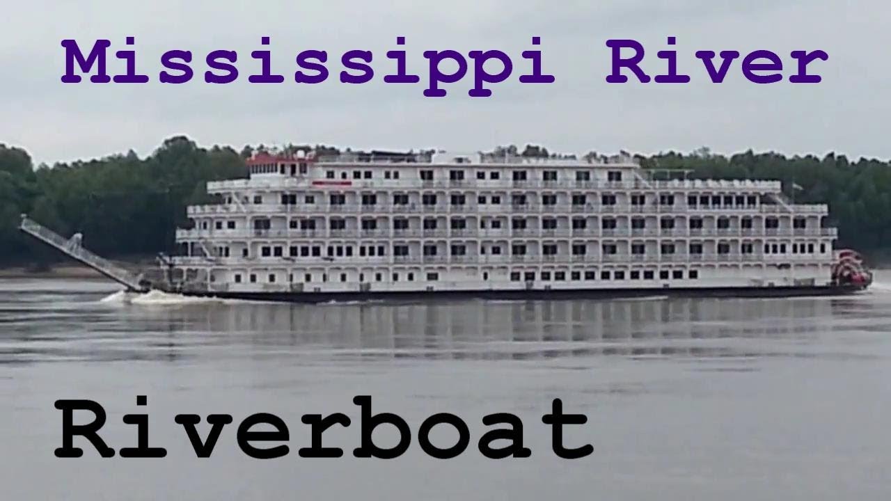 Huge Riverboat - Mississippi River (Riverfront Park) City of Cape ...