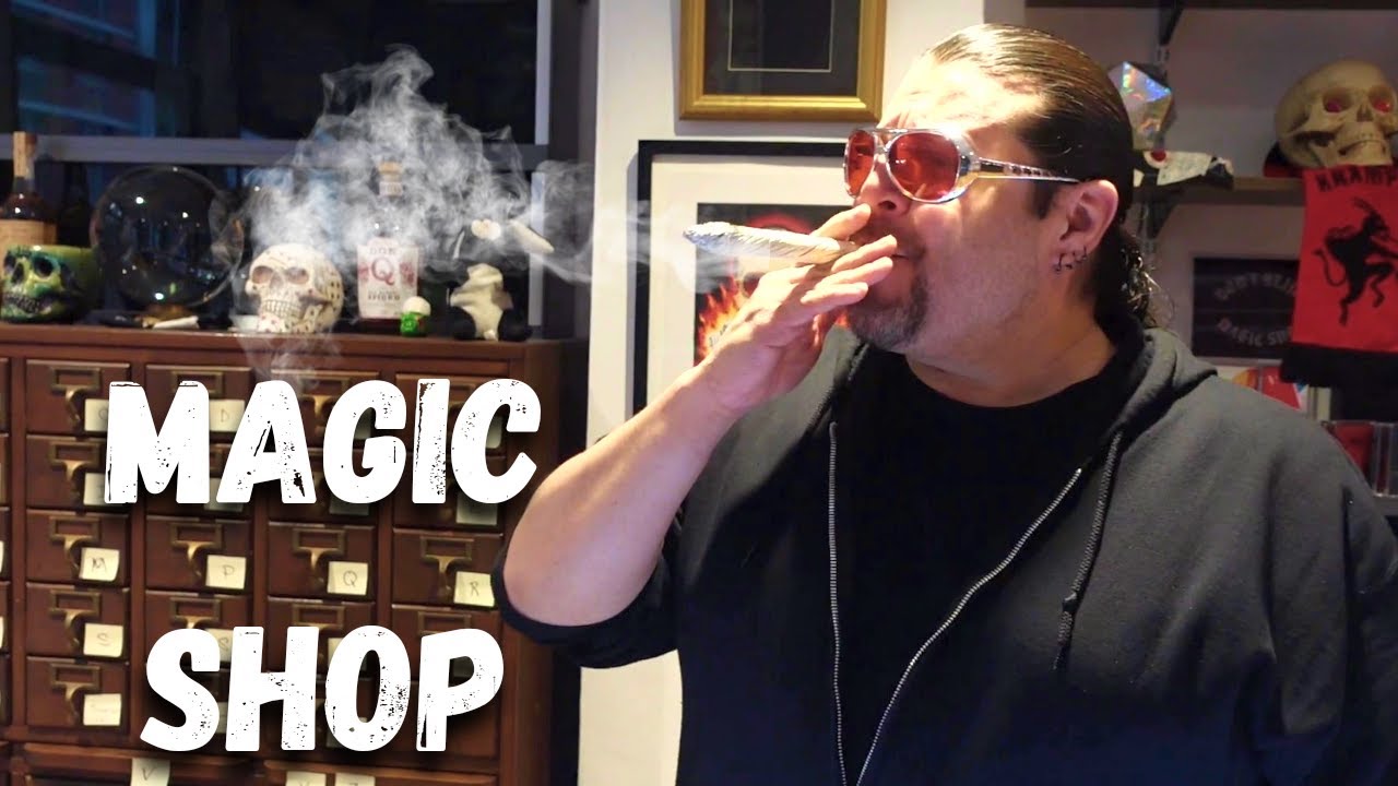 Magic Tricks at the magic shop - YouTube