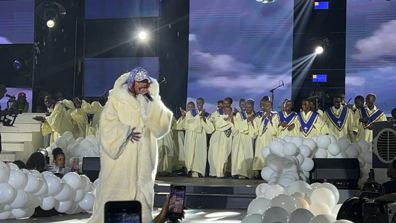 Sheebah performed an Emotional gospel song thanking God for unborn baby ...