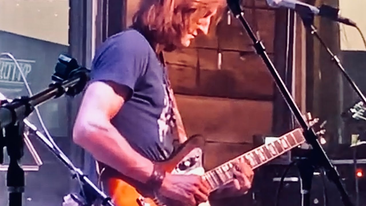 Train to Nowhere - Mike Gannon slide guitar - Sonny's Nashville - YouTube