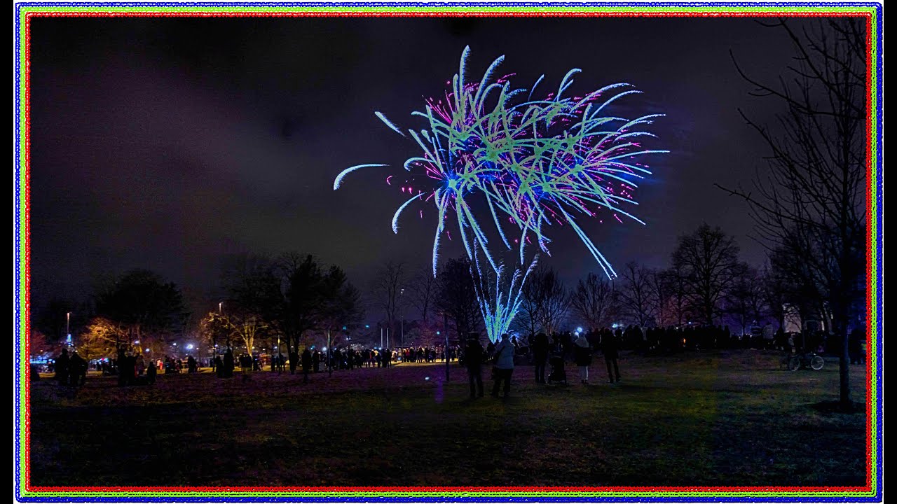 Ilotulitus (FireWorks) uusivuosi 2016 (New Year 2016) Turussa Lapsille ...