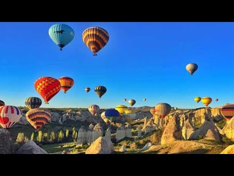 Kapadokya Uçan Balon  Keyfi  Ve   Peri Bacaları. Cappadocia/ Кападокья/卡帕多西亚/Cappadoce/Kappadokien/