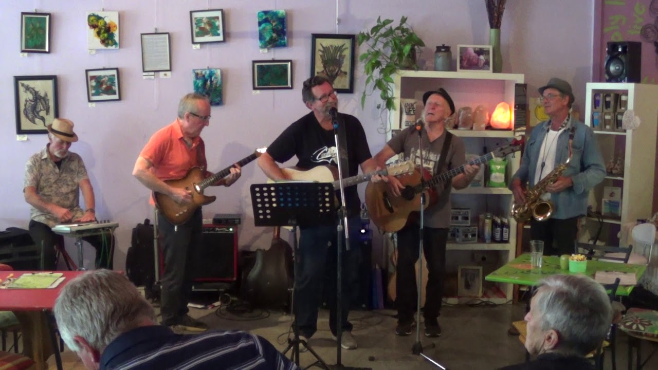 Craig Mercer " I'll Be Gone " Jallas Cafe Jam 25.8.18 - YouTube