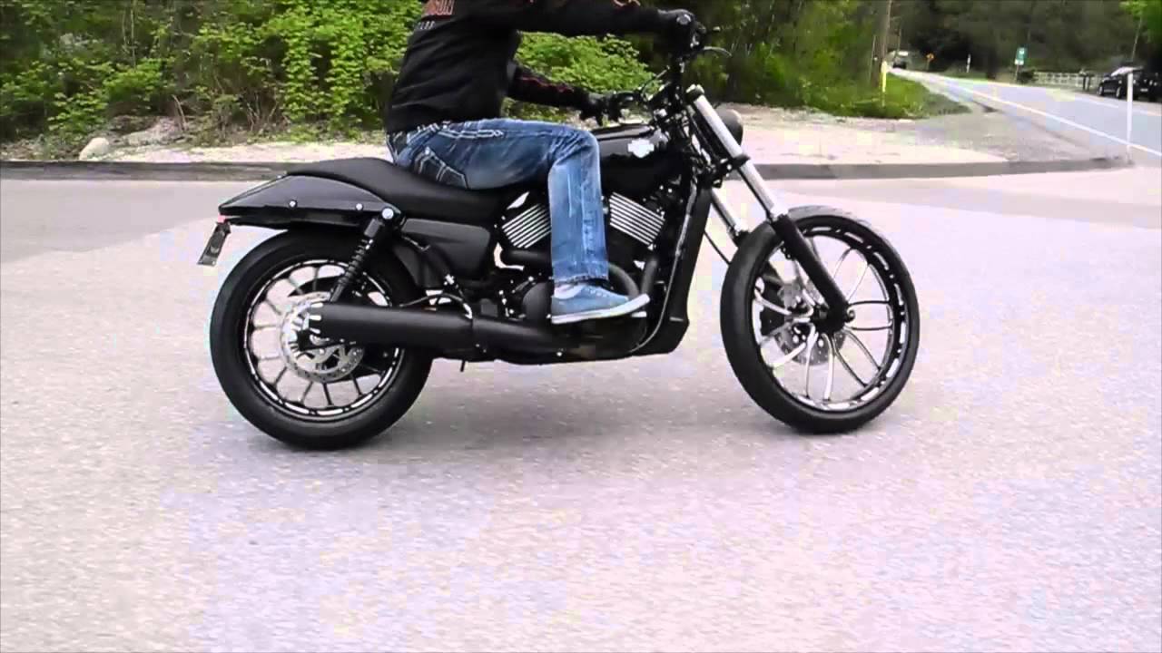 Barnes Harley-Davidson Street Battle - YouTube