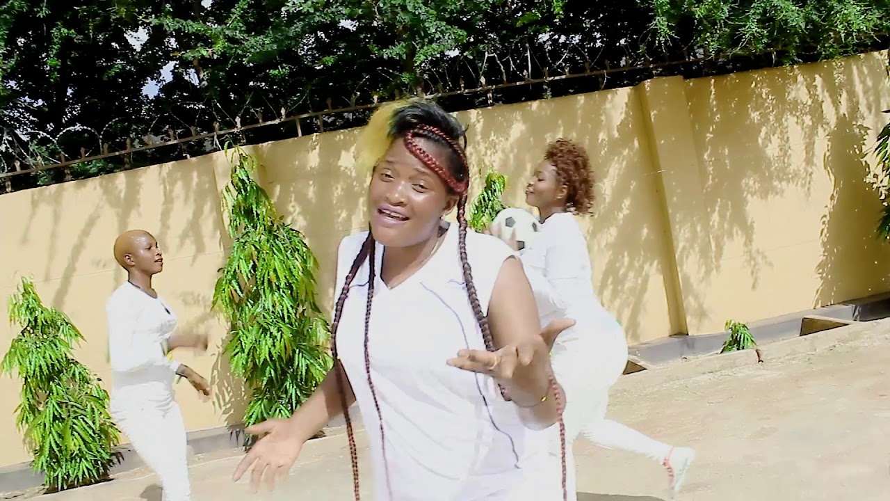 SUPER NYANKOLE BIASHARAOfficial music video - YouTube