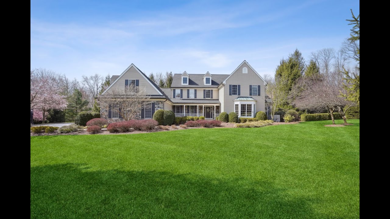 Stunning Grandview Estates Colonial Featuring a Backyard Oasis - YouTube