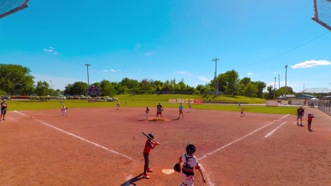 Bulldogs vs Fireballs League Play Finale Father's Day - YouTube
