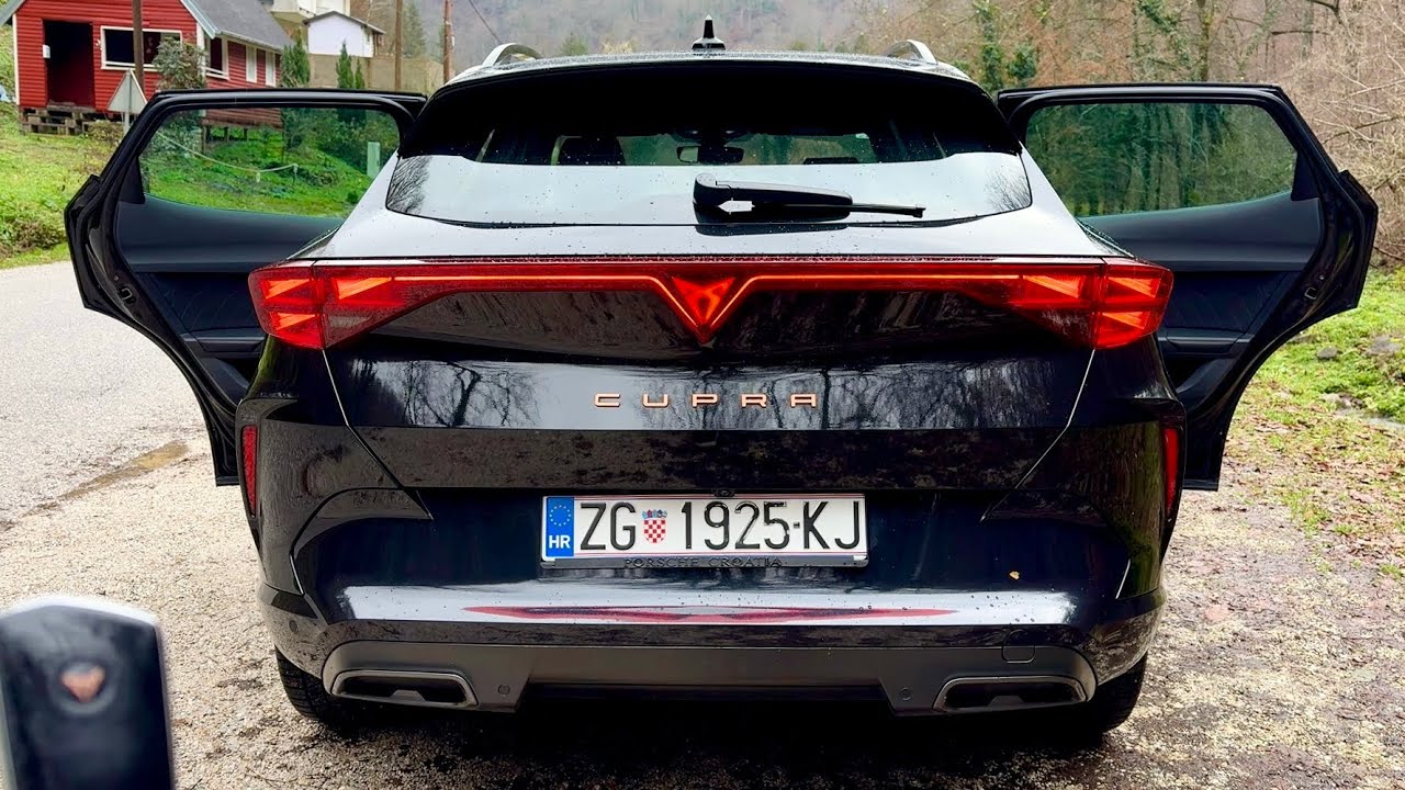 CUPRA FORMENTOR FACELIFT 2026 - PRACTICALITY test, AC controls & TRUNK ...