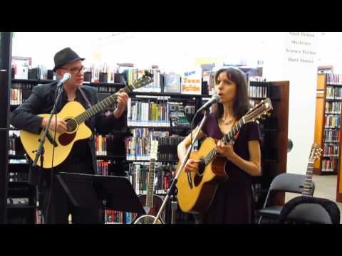 Helen Avakian at the Sun Prairie Library Spring Gala 4-22-2017