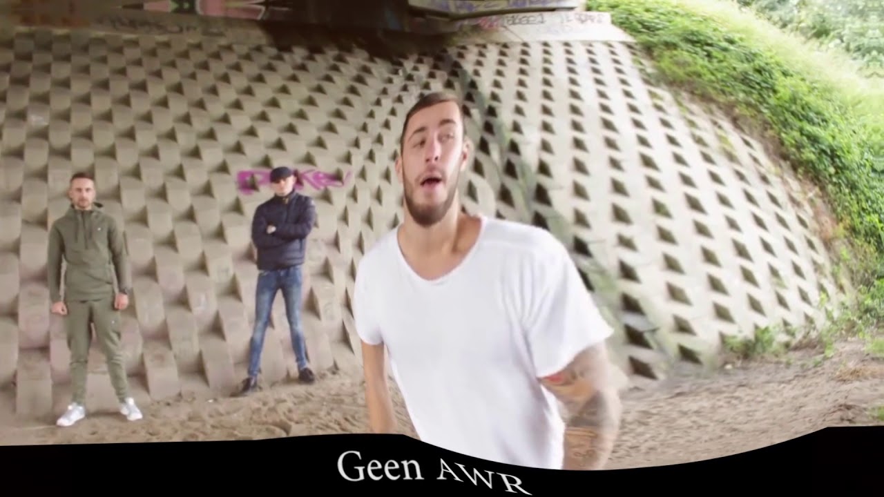 AWR SQUAD DISSTRACK SNAPKING [EAR RAPE] - YouTube