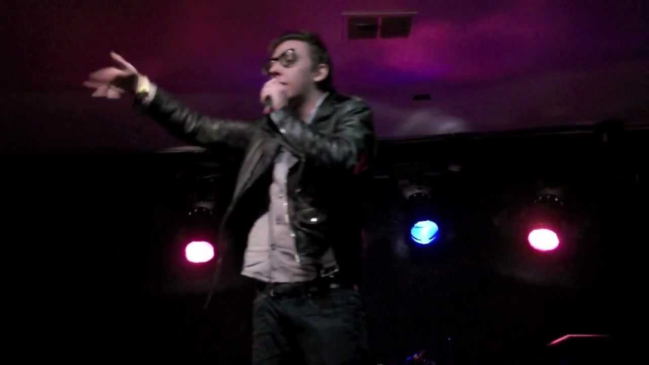 Devin FInch Standup at Fitzgeralds Wednesdays - YouTube