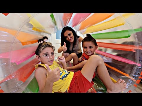 EFE VE EMİR İLE EN FARKLI, EN İLGİNÇ DENİZ VE PLAJ ÜRÜNLERİNİ DENEDİK !!