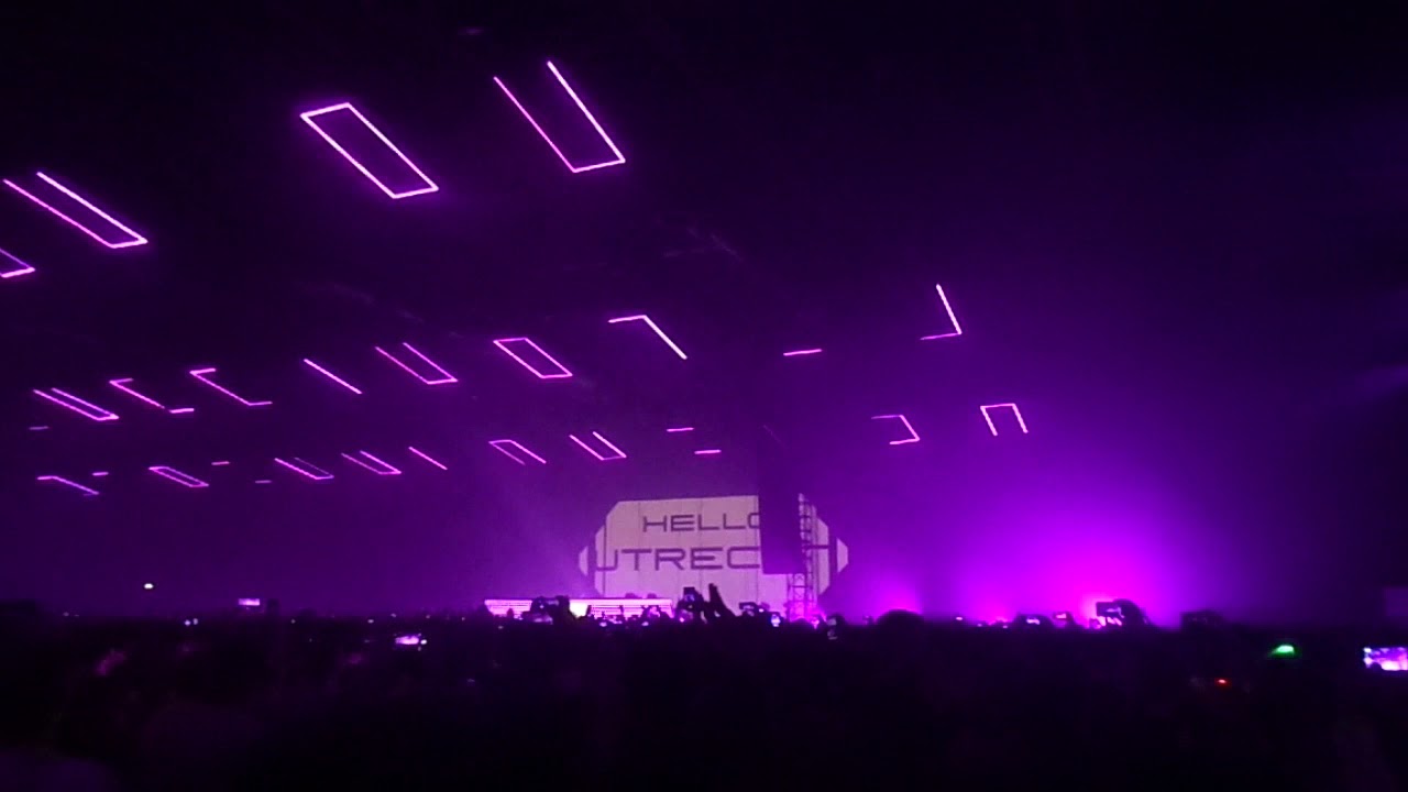 Intro Cosmic Gate @ A State Of Trance 900 Jaarbeurs Utrecht 23-02-2019 ...