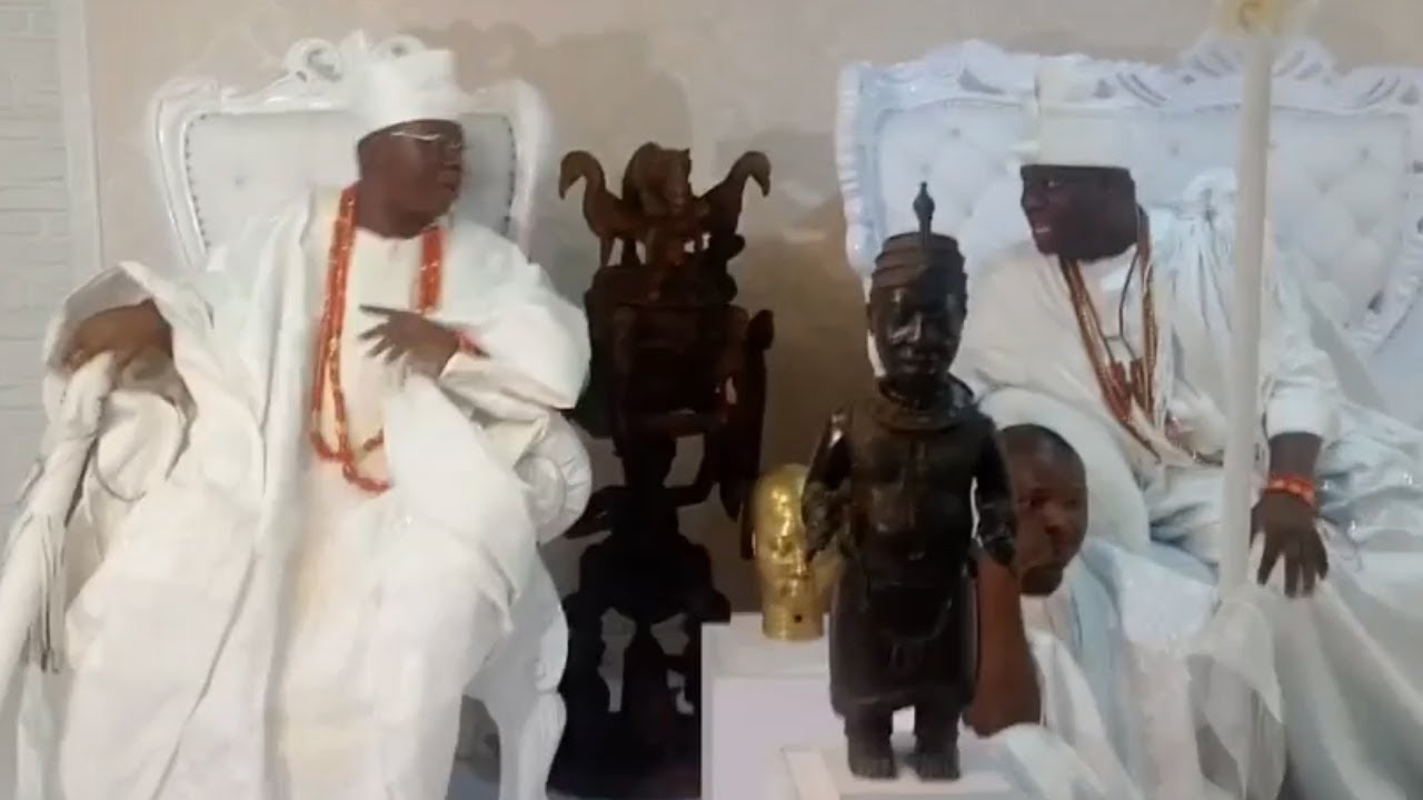 AARE IBA GANI ADAMS VISIT OONI OF IFE PALACE OVER YORUBA LAND ISSUES ...
