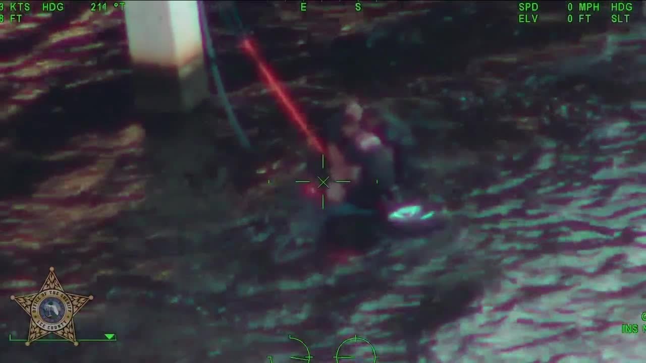 Video shows how law enforcement helped man who drove off Caloosahatchee ...
