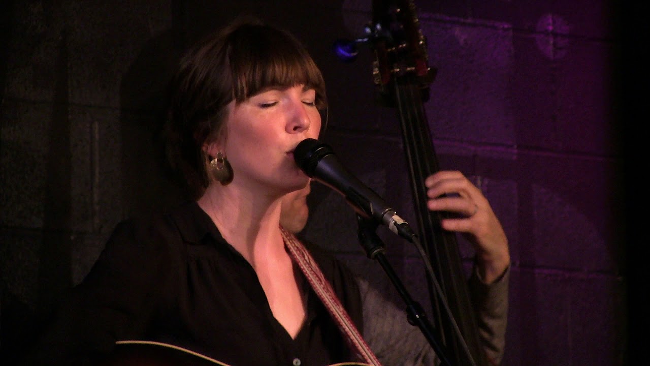 Anna Tivel - The Dial - Live at McCabe's - YouTube
