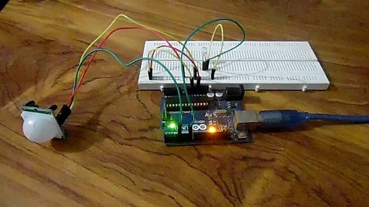 Arduino PIR Motion sensor HC-SR504 Running Demo - YouTube