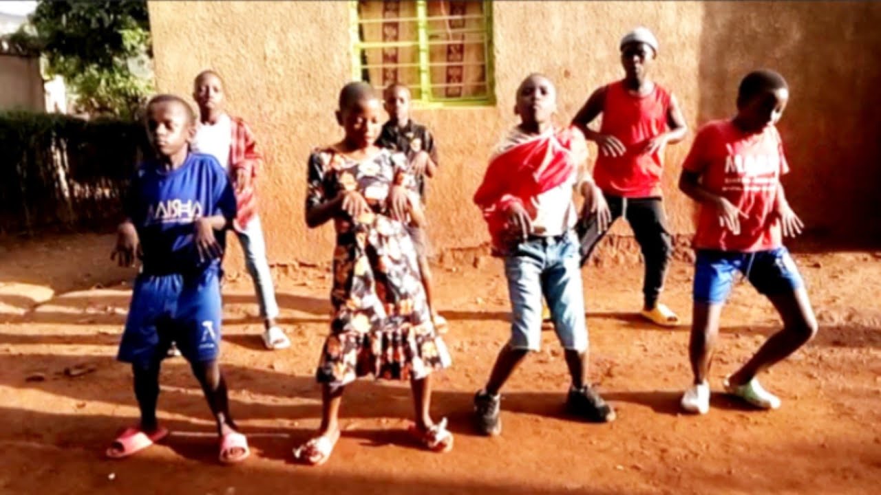 Innoss'b - Maboko Milayi ft Awilolongomba (Official dance video) happy ...