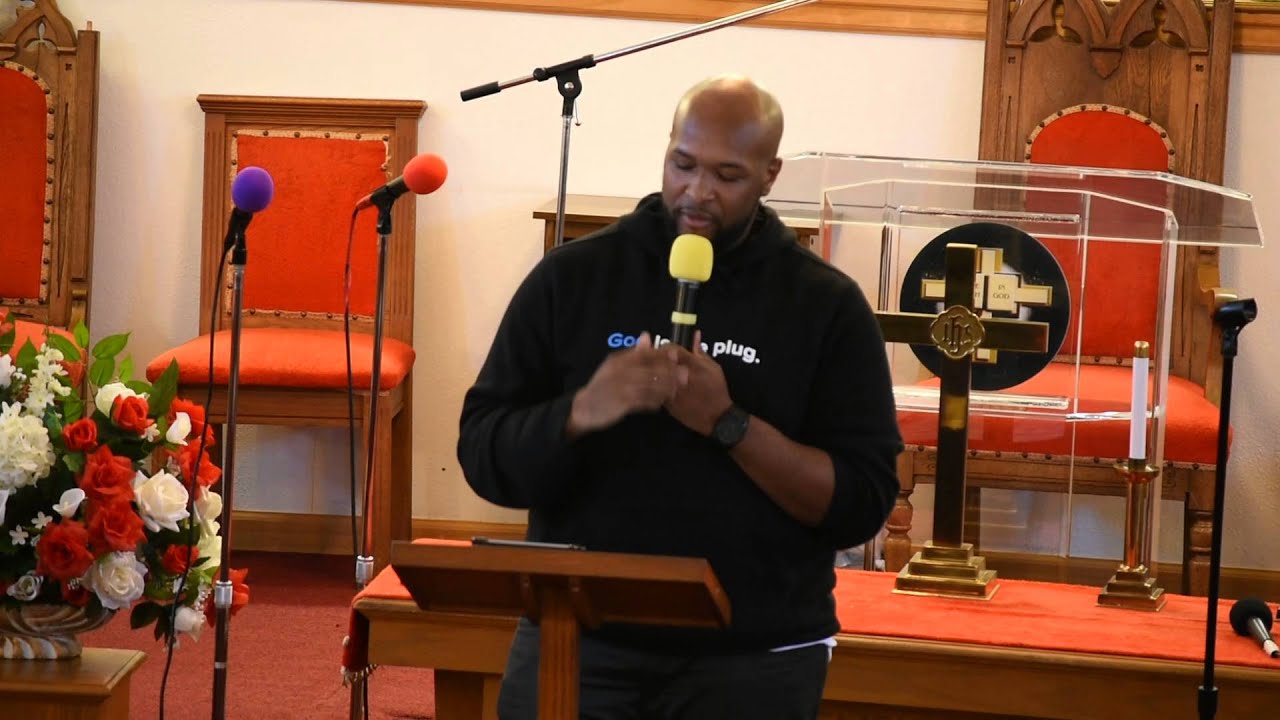 Byron Powell - Youth Service Speaker - YouTube