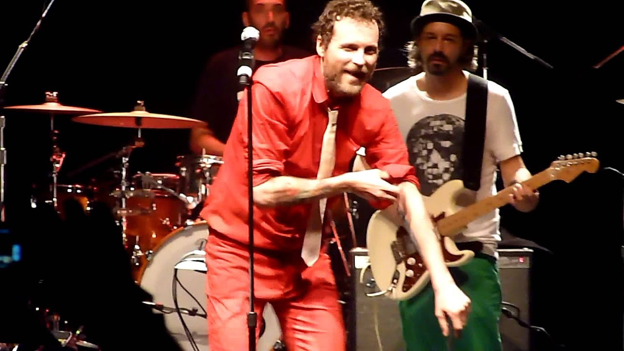 Jovanotti - L'Ombelico Del Mondo- Live @ The VIC Chicago '12 - YouTube