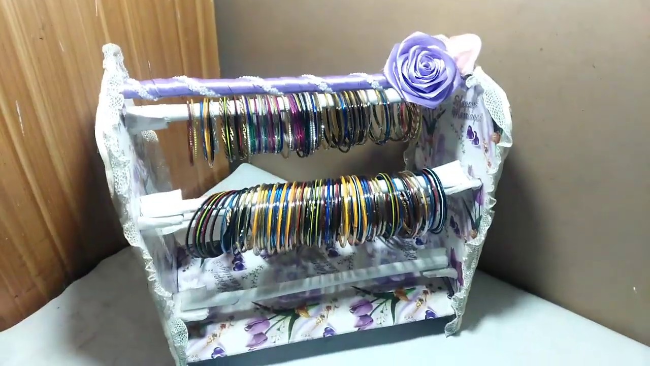 DIY HANDMADE BANGLE STAND / DIY CREATUVE IDEAS - YouTube