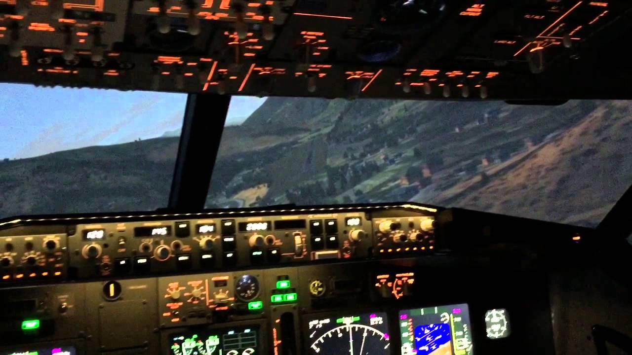 Approche à l'aéroport de Paro en Boeing 737NG (HD) - YouTube