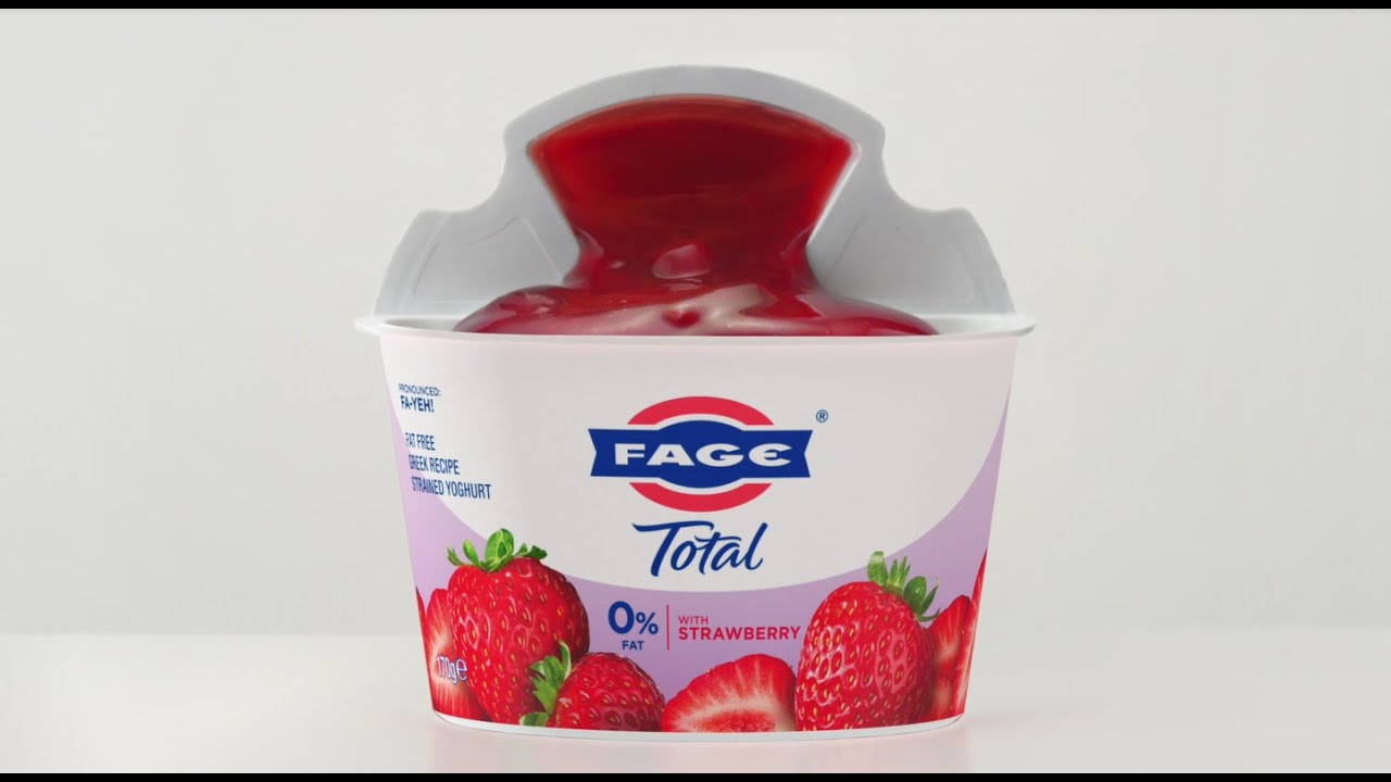 FAGE Total 0% Yoghurt Split Pot with Strawberry. Plain Extraordinary ...