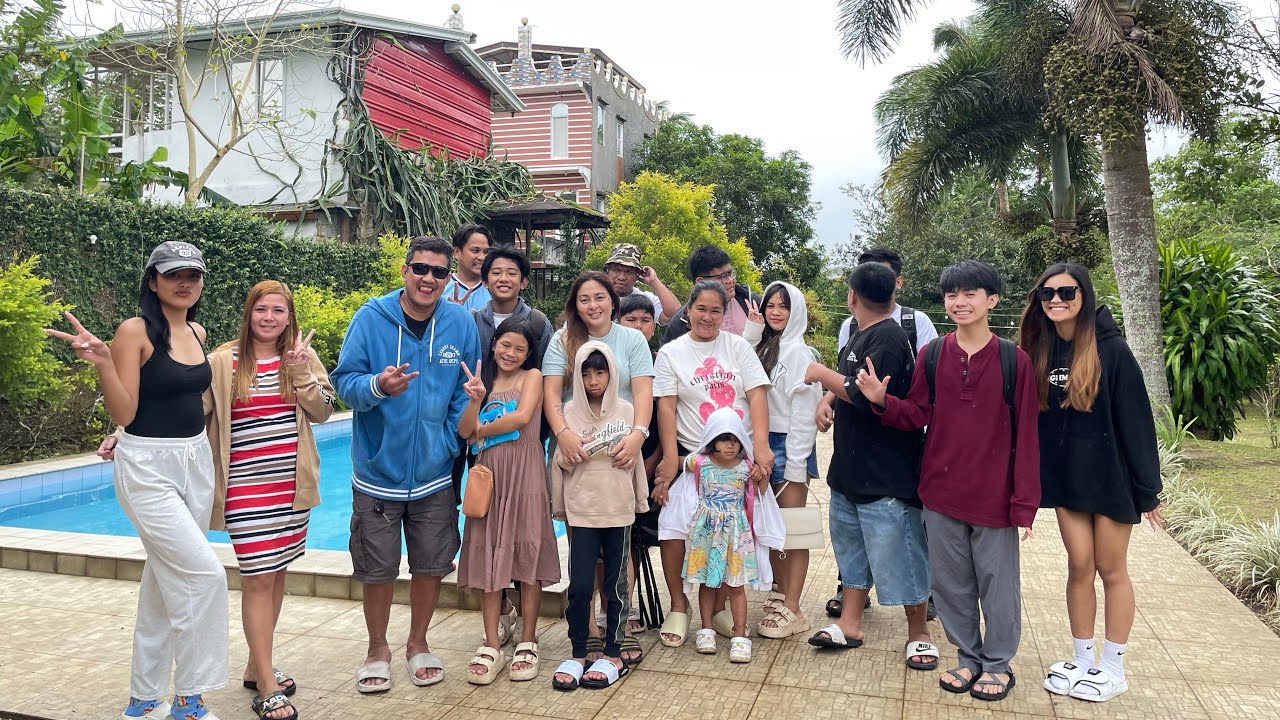Chill sa Tagaytay, Together, we make a beautiful family. - YouTube