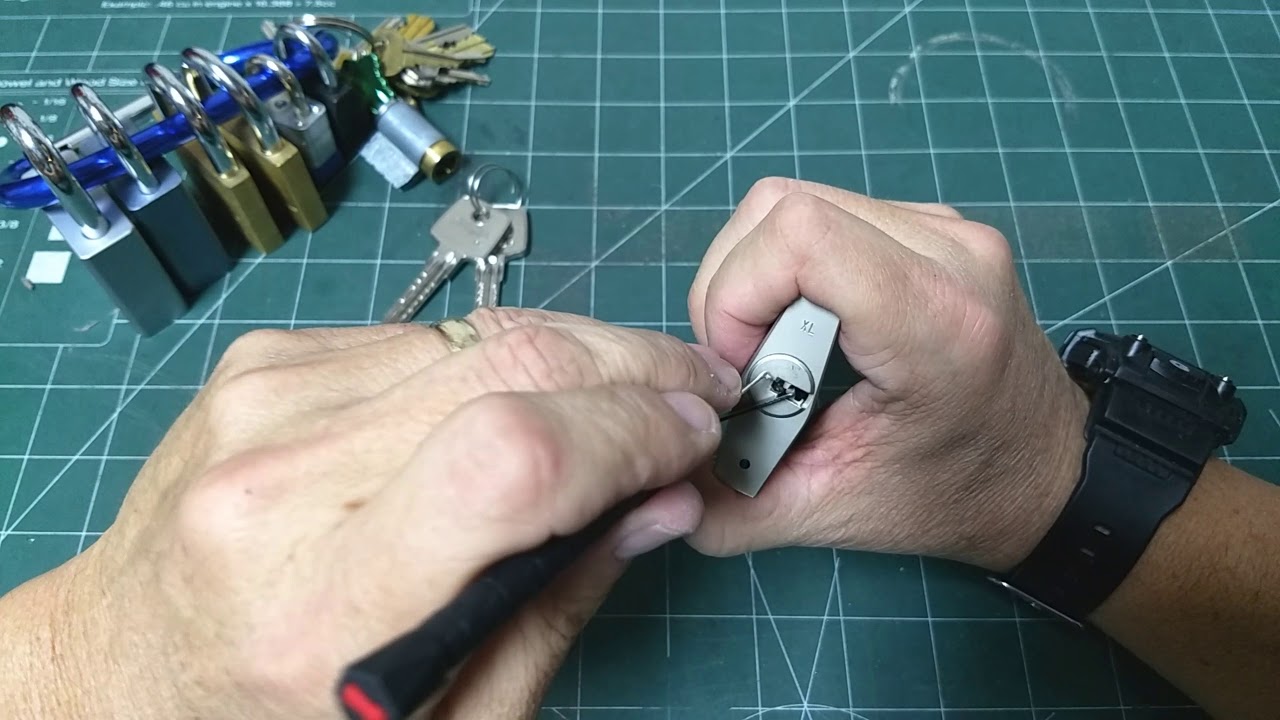 [59] Abus 75IB/50 Dimple Lock Picked! Finally! - YouTube