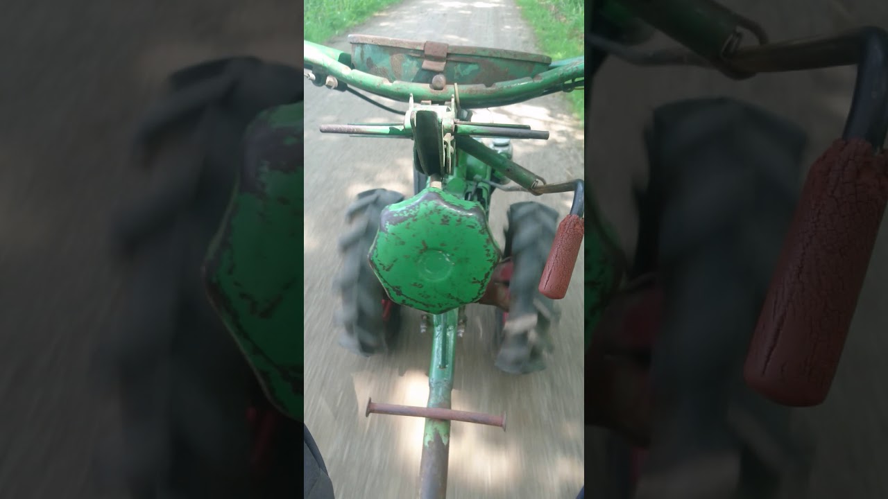 Agria 1700 met Hirth 2 takt benzine. In de 4. - YouTube