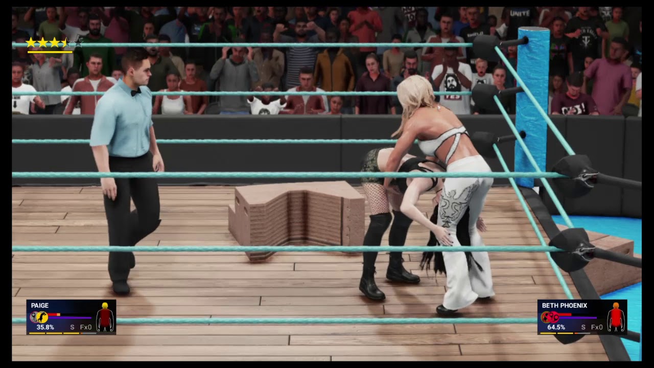 beth phoenix vs paige last man standing - YouTube