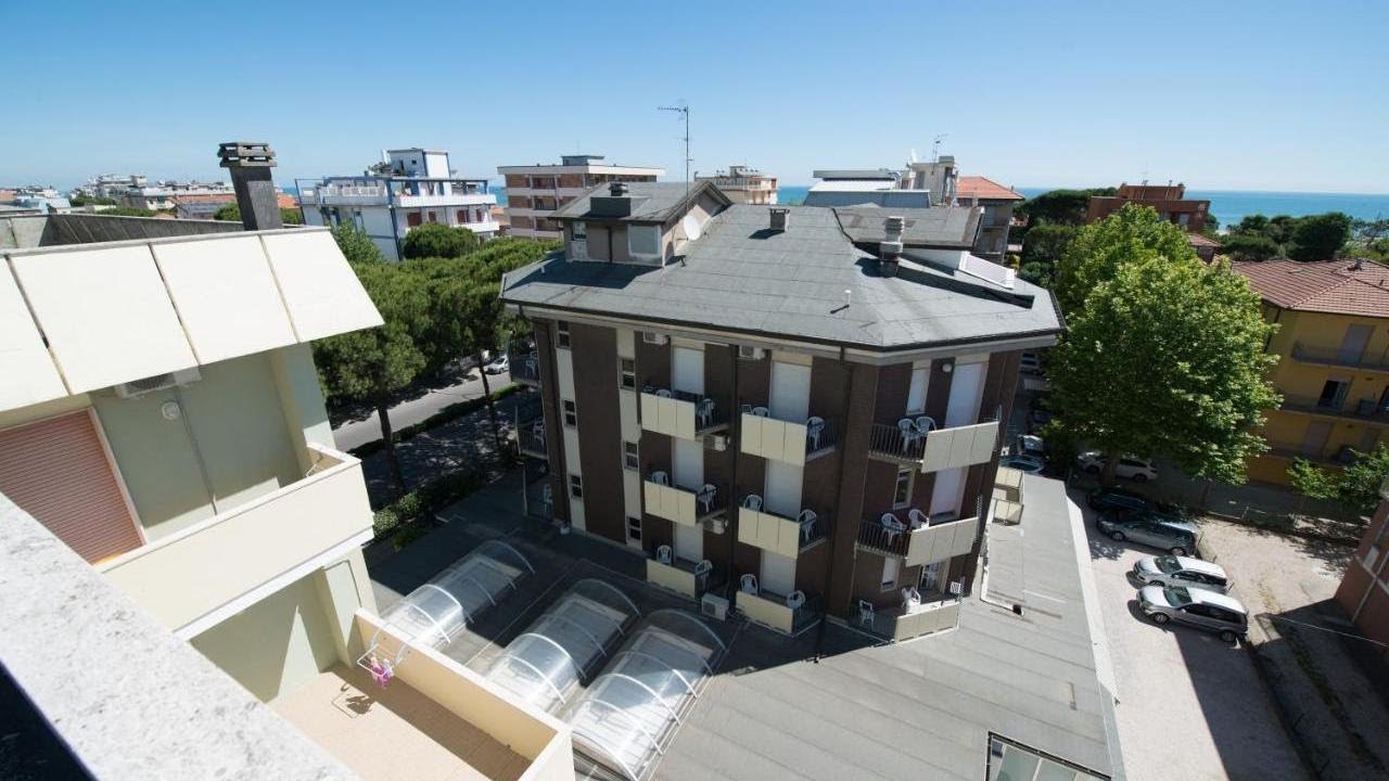 Hotel Lem-Casadei, Cervia, Italy - YouTube