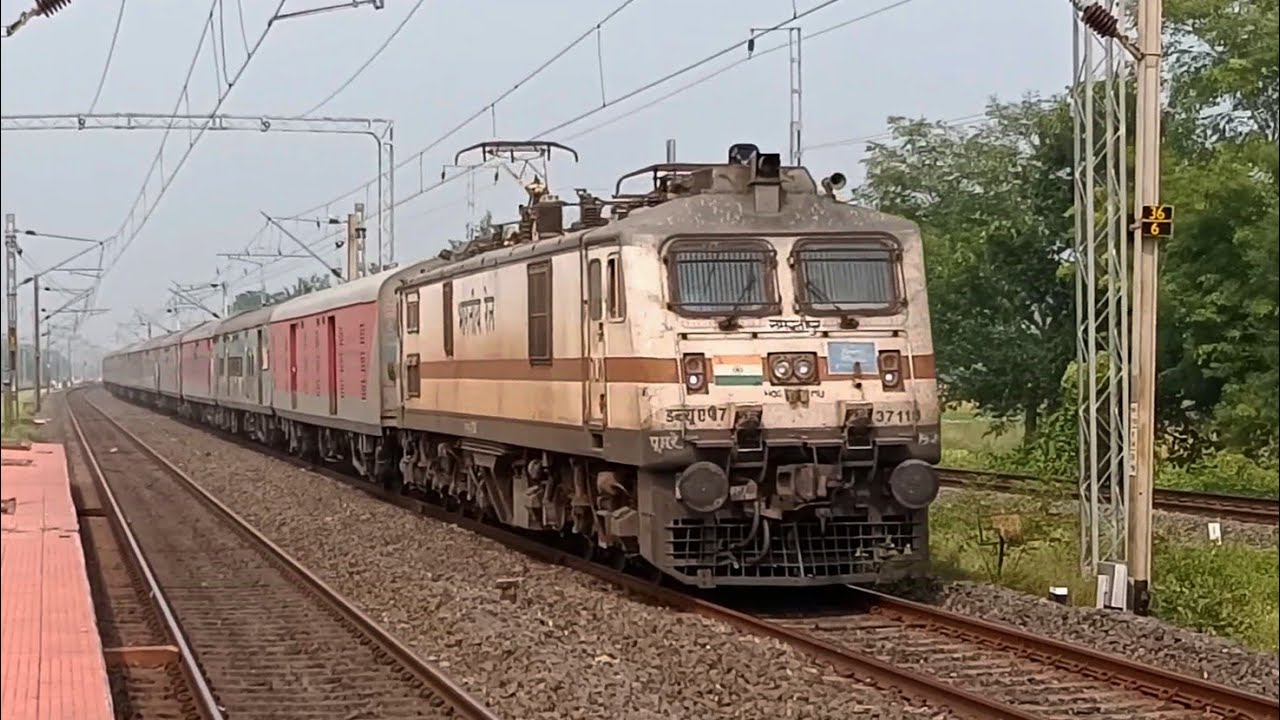 🔥Absolutely Flying Past 130kmph WAP7 Trains On Eastern Railway | Back ...