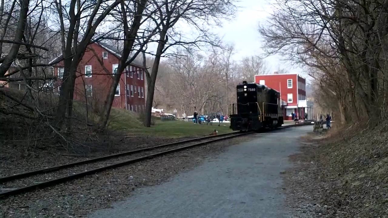 Steam into History PRR GP10 No. 7580 to New Freedom - YouTube