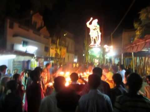 101 Thee Chatti Virudhungar Mariammpan Pongal Festival - YouTube