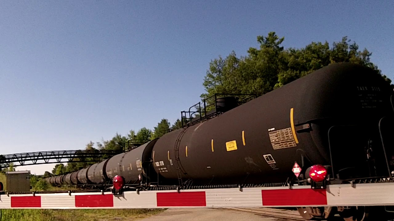 CLASS LEADER ! CN 384 w/ CN 2300 & IC 2455 lead this 332 axle, EB Mixed ...