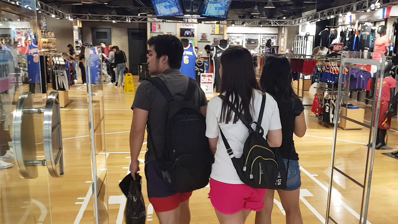 Last night (day) of NBA Store in SM Megamall - YouTube