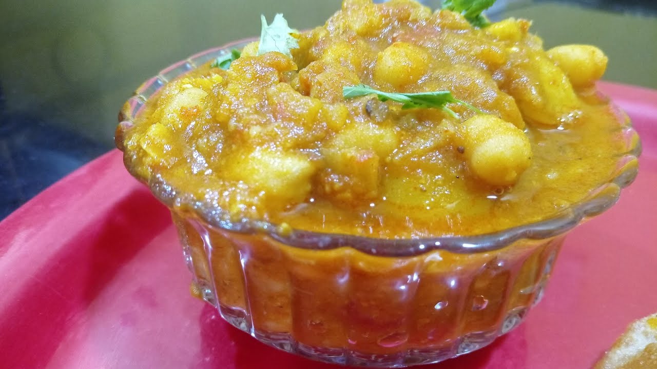 How to make tasty Poori chenna - YouTube