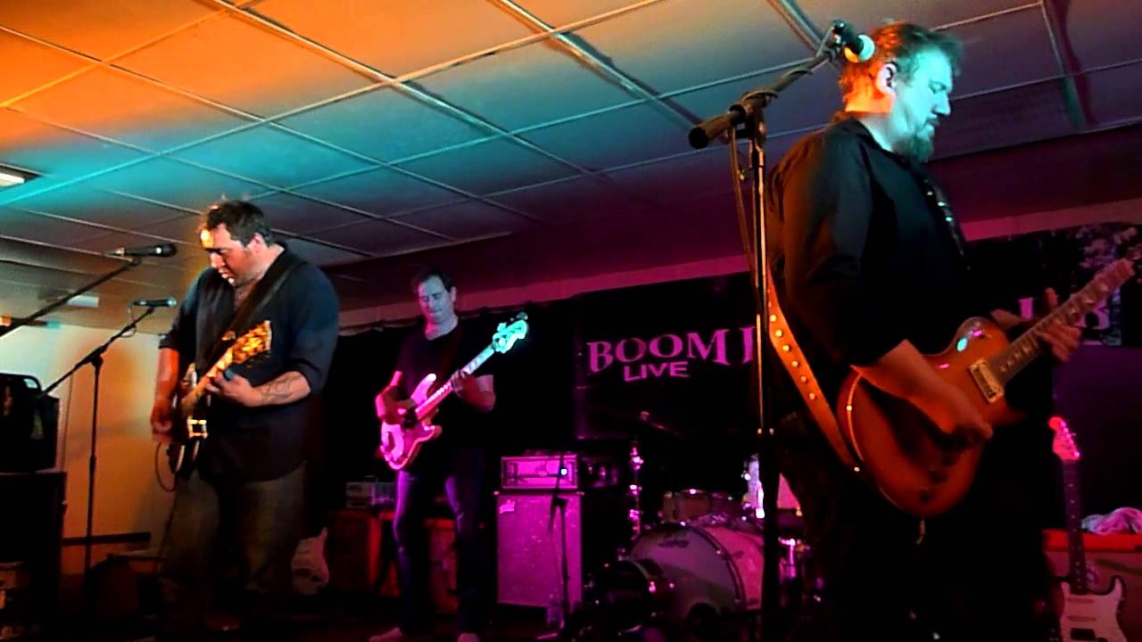 Nimmo Brothers - "Waiting For My Heart To Fall" - Boom Boom Club ...