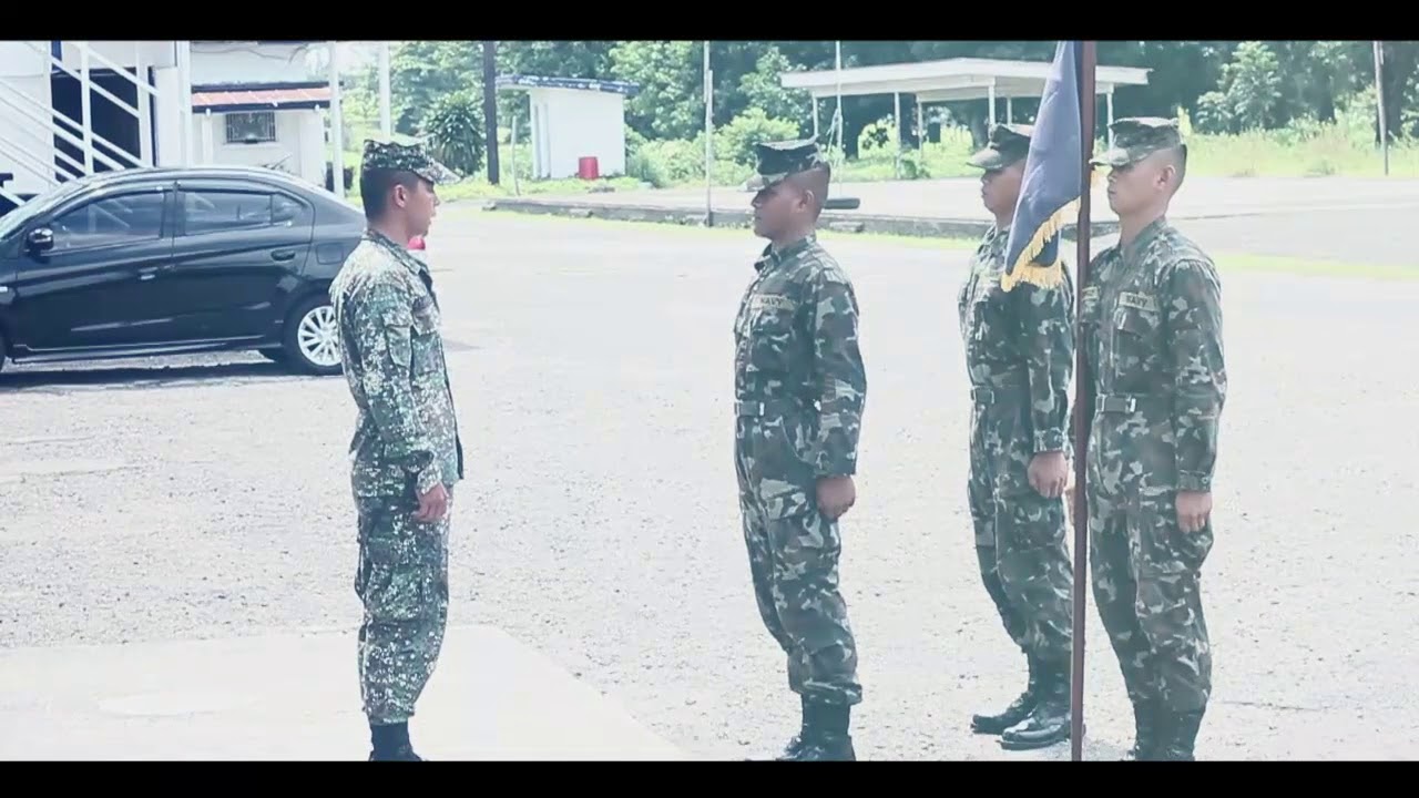 Naval Officer Candidate Course Class 27's military training - YouTube