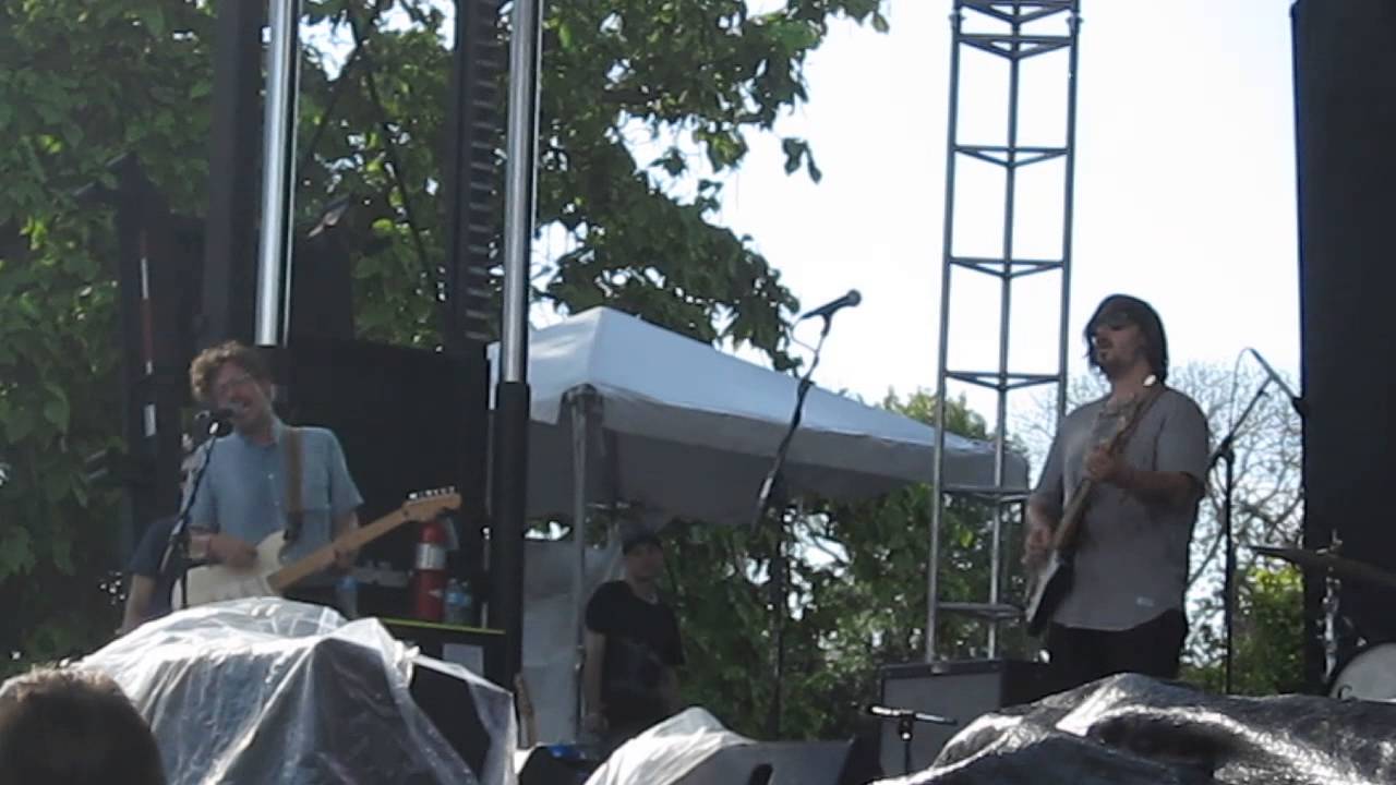Parquet Courts - What Color Is Blood - Pitchfork 2015 Chicago - YouTube