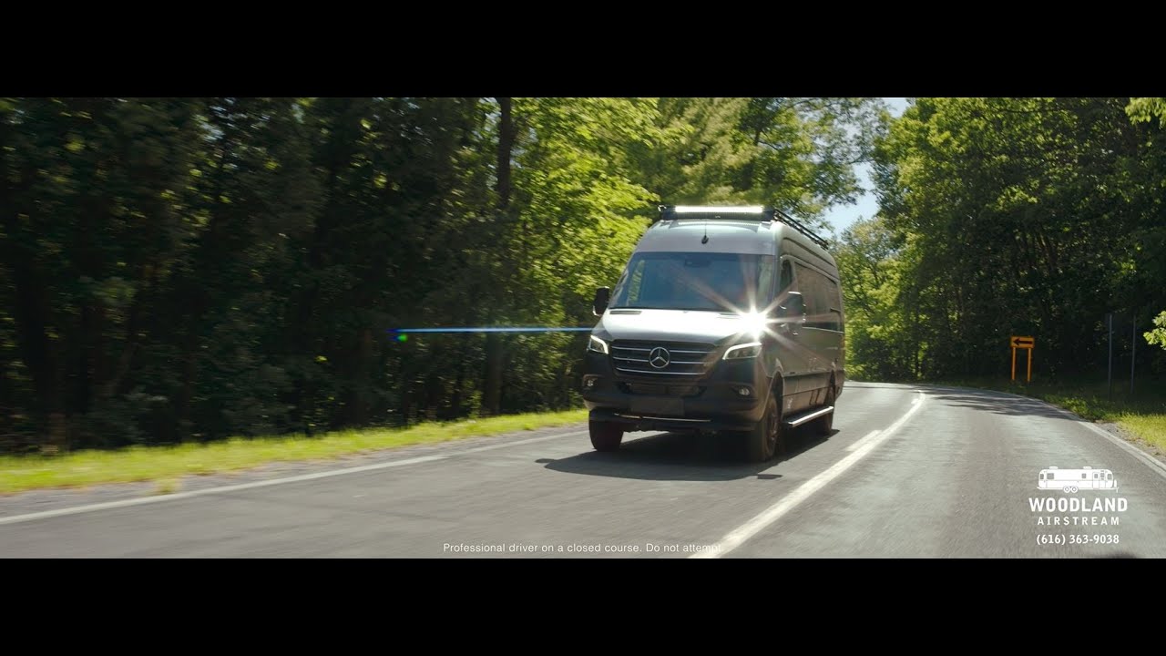 2022 Interstate 24X | Woodland Airstream - YouTube