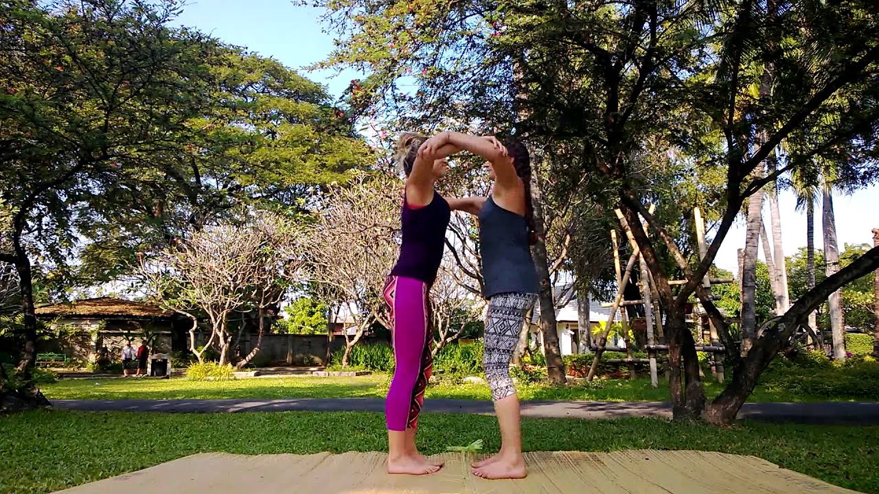 Jumping with tempo lift from elbows - YouTube