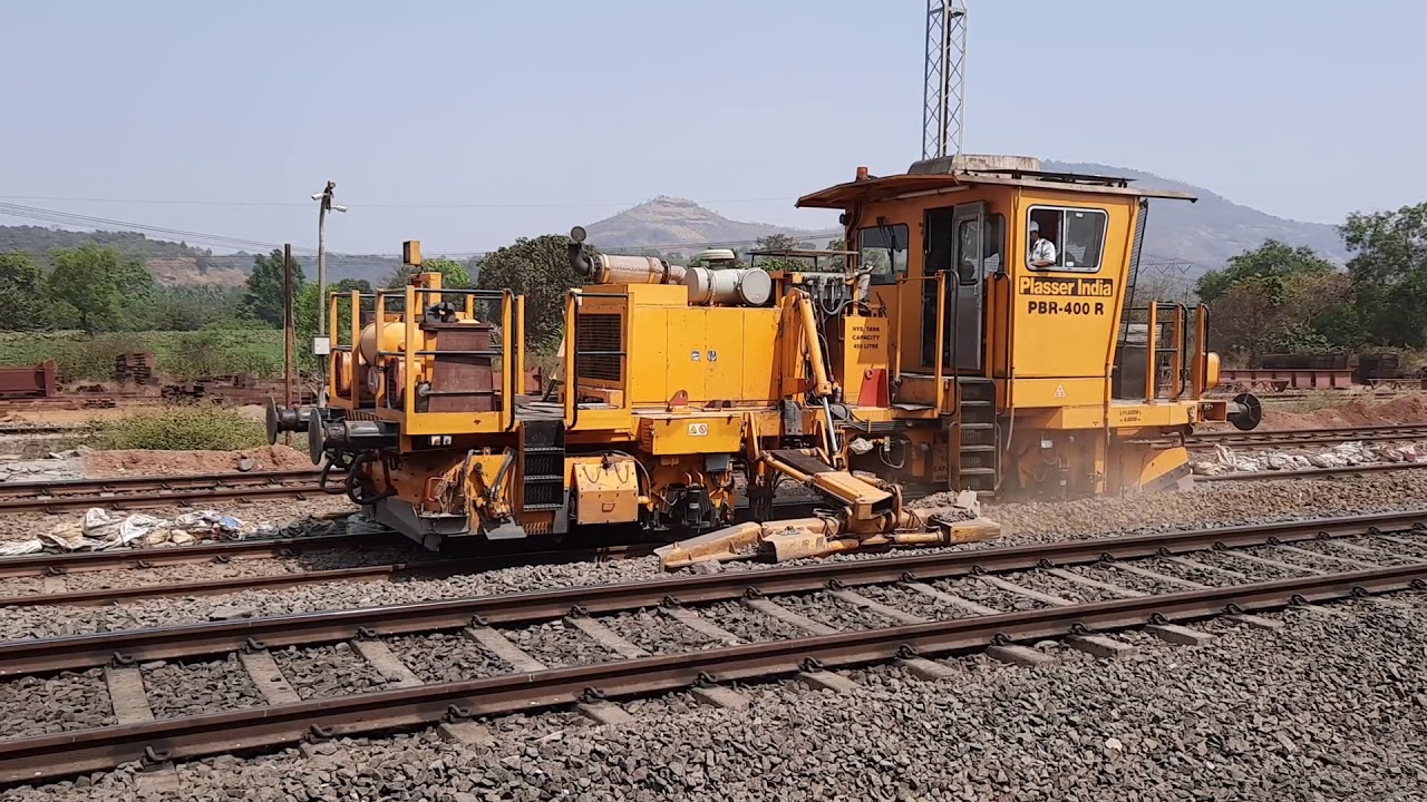 Ballast laying machine used in Railways - YouTube