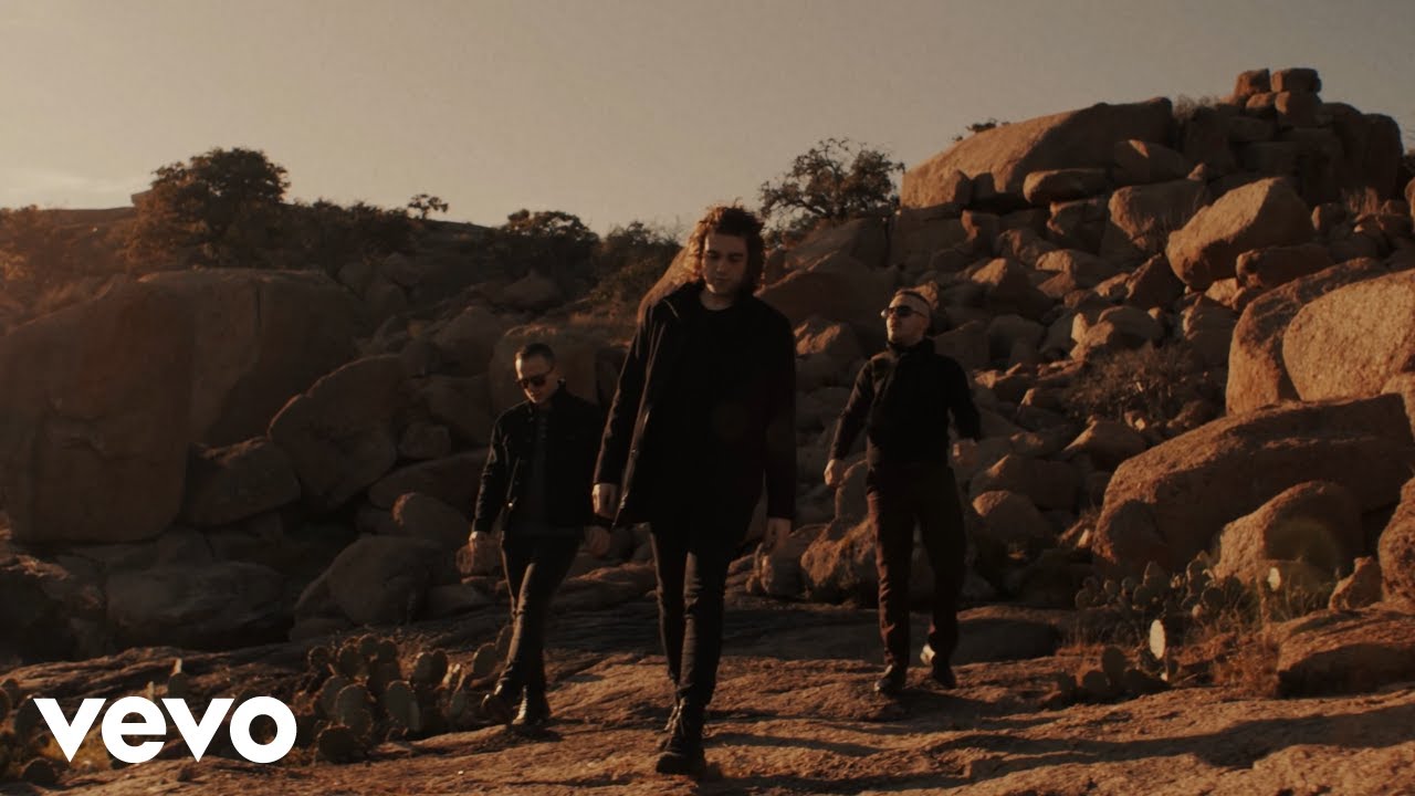 LVVRS - Cry for Me (Official Video) - YouTube