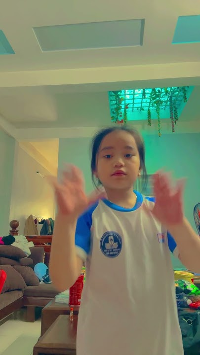 ngày 11 tháng 3, 2025 - YouTube