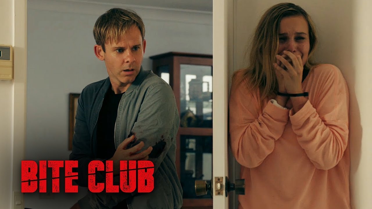 Amber makes a break for it | Bite Club - YouTube