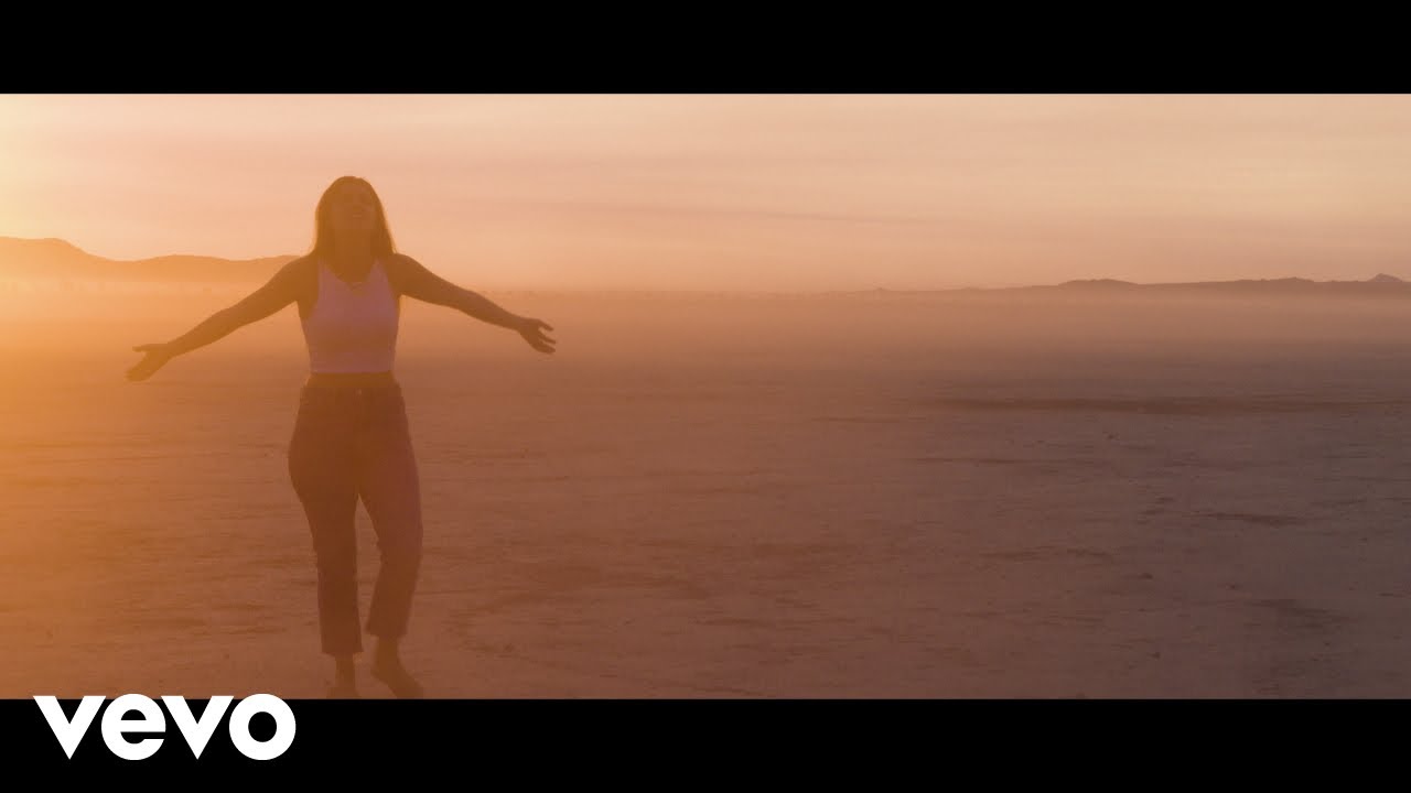 Emily Reid - California King - YouTube Music